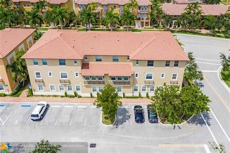 SW Th Ave Pembroke Pines FL MLS F Redfin