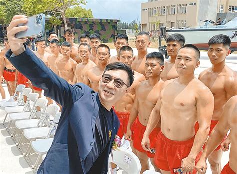 金門 海龍蛙兵成軍50年 江啟臣回娘家慶生