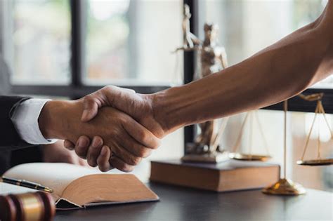 Comment Choisir Un Avocat En Droit De Lenvironnement