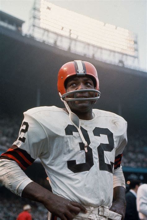 Jim Brown Legendary Nfl Running Back And Civil Rights Pioneer Dead At