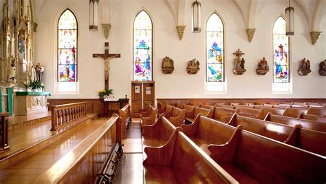 U S Church Membership Falls Below Majority For First Time