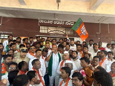 ಲ್ಯಾಂಡ್ ಜಿಹಾದ್ ಹಾಗೂ ವಕ್ಫ್ ಅಕ್ರಮ ವಿರೋಧಿಸಿ ಬಿಜೆಪಿ ಪಕ್ಷದ ವತಿಯಿಂದ ಬೃಹತ್ ಪ್ರತಿಭಟನೆ Karunada Kanda