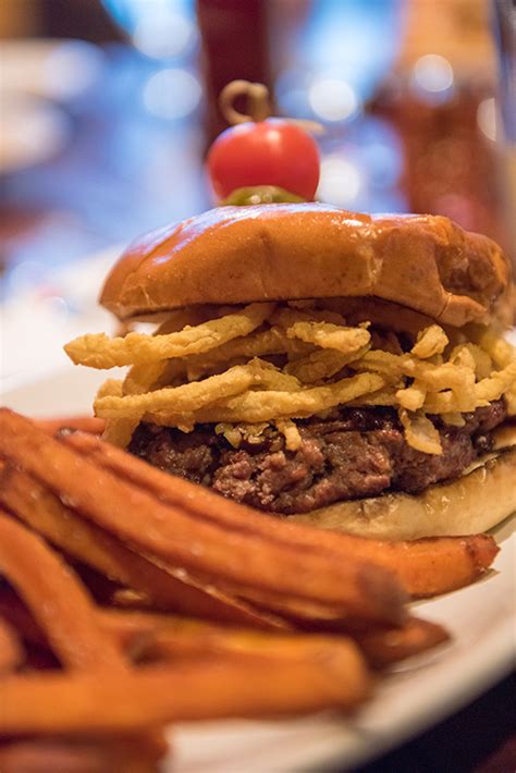 Chowder Co Is A Burger Go To The Marthas Vineyard Times