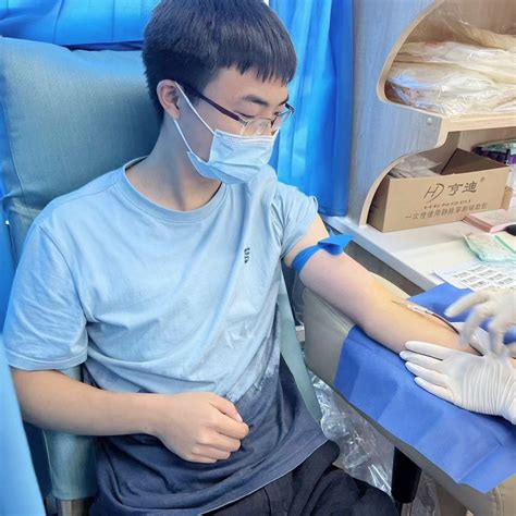 吉首市检察院组织志愿者参加无偿献血活动 检务动态 吉首市人民检察院