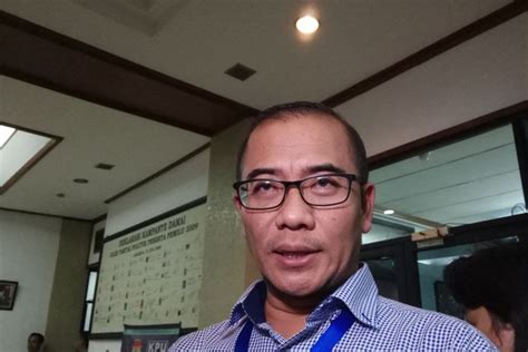 Foto Terpilih Jadi Ketua KPU RI Ini Profil Dan Kekayaan Hasyim Asy Ari