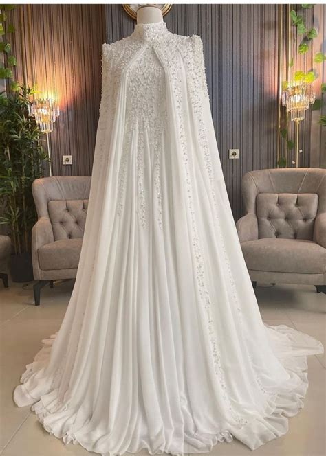 Pin by Fatmaoztrk on kapalı gelinlik Long sleeve bridal gown Wedding dresses beaded A line