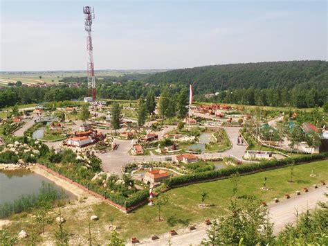 FAJNE MIEJSCE JURAPARK W BAŁTOWIE RODZINNY WEEKEND WŚRÓD DINOZAURÓW