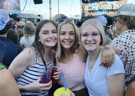 Cody Johnson Concert At Minot State Fair Minot North Dakota With Taylor