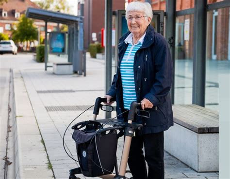 Finding Affordable, Accessible Transportation In Senior Living