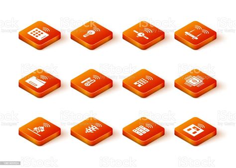 무선 안테나 스마트 신호등 프린터 온도계 서버 무선 욕실 저울 및 프로세서 마이크로 회로 Cpu 아이콘이있는 가정용을 설정합니다 벡터 3차원 형태에 대한 스톡 벡터 아트 및