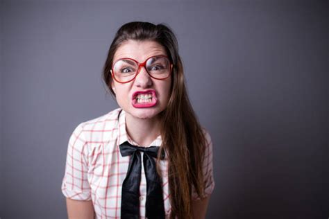 110 Fotos Bilder Und Lizenzfreie Bilder Zu Ugly Nerdy Girls Istock