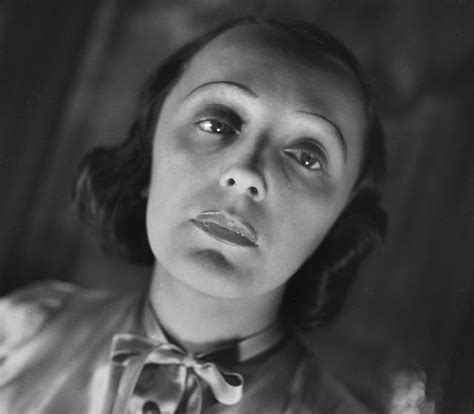 40 Beautiful Photos Of Édith Piaf In The 1930s And 40s ~ Vintage Everyday