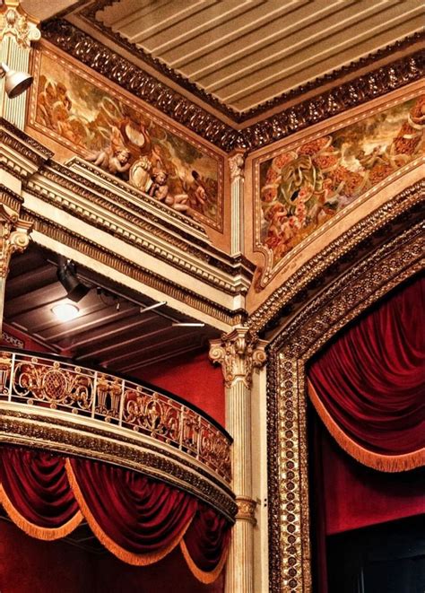 Teatro Santa Isabel Valances