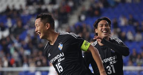 김기동 감독의 ‘기동력 축구 포항 우라와 꺾고 3연승