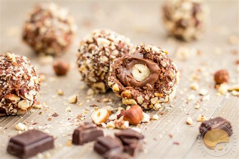 Comme un Ferrero Rochers au chocolat au lait praliné et noisettes