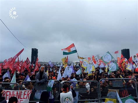 Rudaw Türkçe on Twitter İstanbul da düzenlenen Newroz kutlamalarında