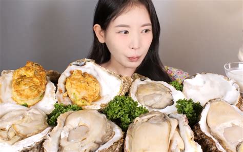 【只有吃和咽】wooang 大大大大生蚝，看起来好好吃啊，咀嚼加速超过瘾！ 微甜的鱼 微甜的鱼 哔哩哔哩视频