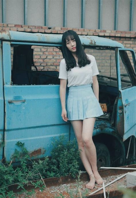 少女凝望遠方的他 每日頭條
