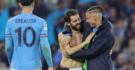 Le Psg En Pôle Pour Signer Un Joueur De Manchester City Ce Nest Pas