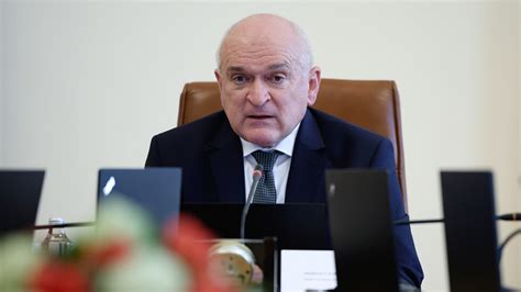 Главчев се отказа от смяната на външния министър Nova