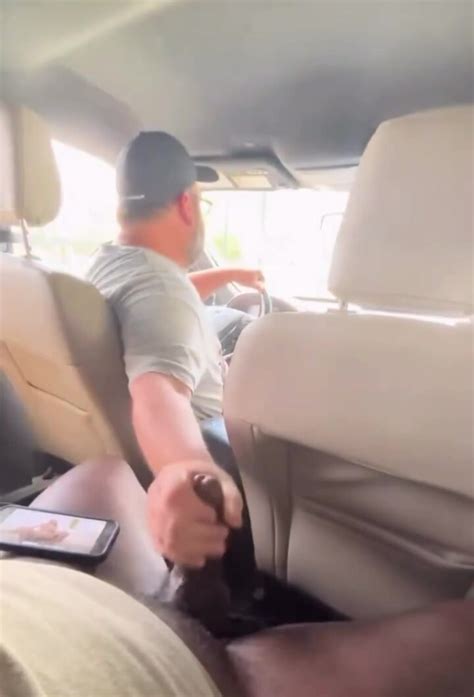 Public Gay Sex Getting A Handjob From His Uber