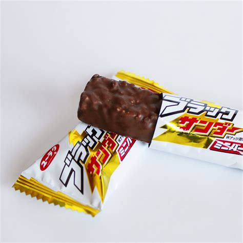 블랙썬더 아몬드and헤이즐넛 130g 배민스토어