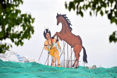घोडे जात्रा मनाइँदै के हाे राक्षस र बालबालिकासँग जाेडिएकाे कथा