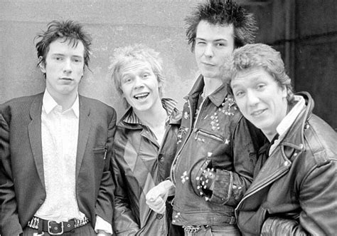Sex Pistols A Verborragia ácida Do Punk Inglês Hojepr
