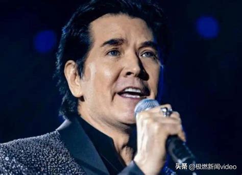 费翔：被母亲逼着和叶倩文分手，从此我一生未娶，她一生未孕！林子祥费母吴正