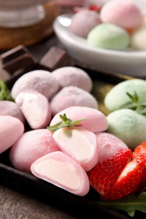 What Is Mochi And What Does It Taste Like