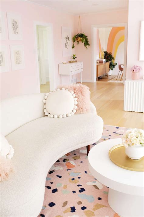Inexpensive Living Room Makeovers