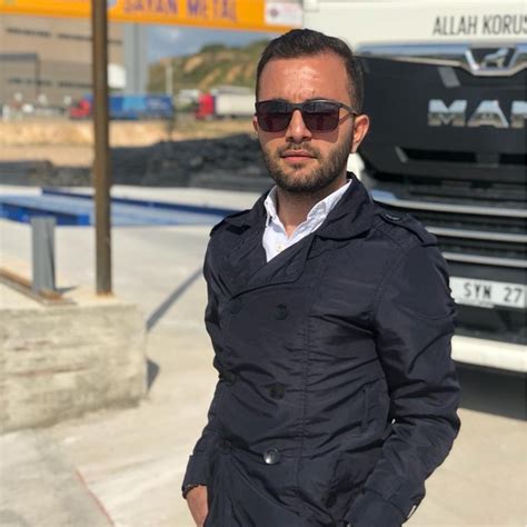 Muhammet Furkan Bayrakoğlu Yönetici Sayan Lojistik Linkedin