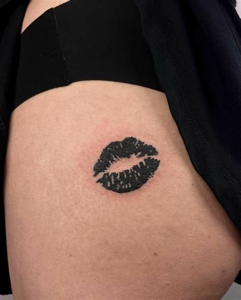Black Lips Tattoo