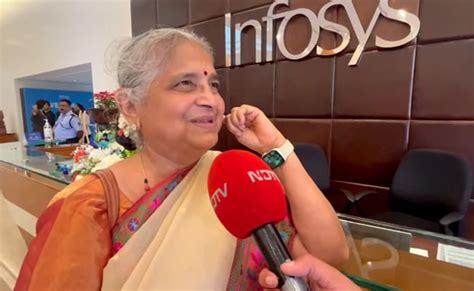 Watch Sudha Murty On Rs 10000 Loan To Husband Narayana Murthy
