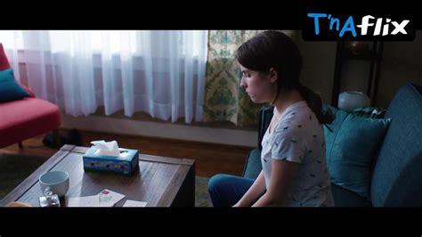 Anna Kendrick Sexy Scene In Table 19