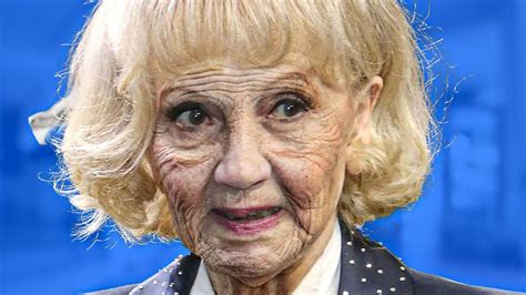 Liselotte Pulver Ist über 90 Jahre Alt Wie Sie Lebt Ist Traurig