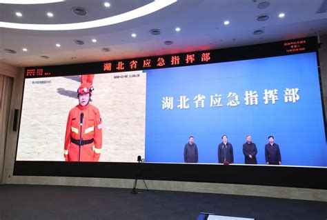 王忠林李殿勋检查春节假期应急值班值守和市场保供稳价促消费情况并看望一线干部职工云上蕲春