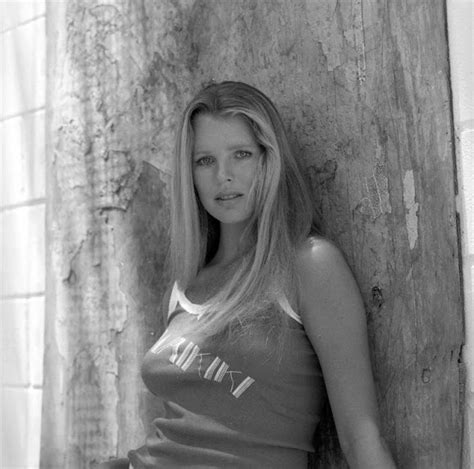 Fabulous Photos Of Kim Basinger In The S Vintage Everyday