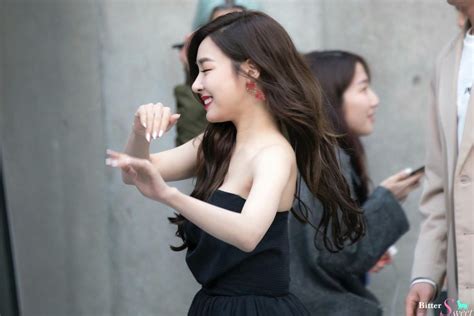 10 Beautiful Photos Of Tiffanys Sexy Dress That Will Make Women Melt