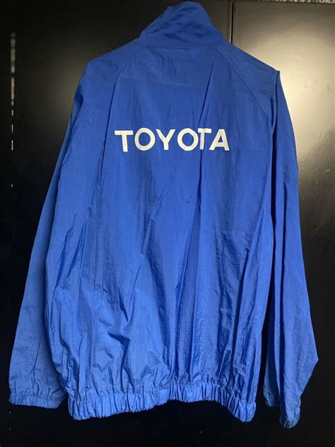 Yahooオークション 希少 Toyota ナイロンジャケット サイズl Trdジ