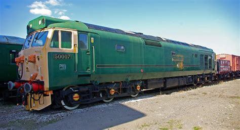 Solve Br English Electric Type 4 Class 50 50007 Sir Edward Elgar