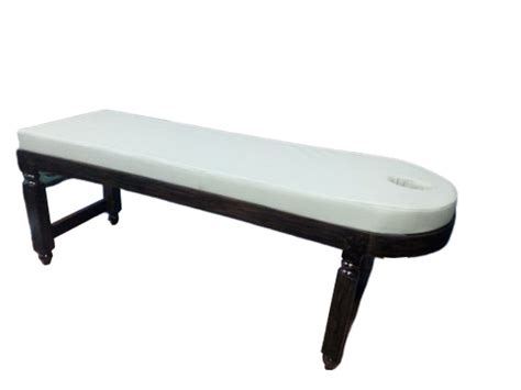 Brown And White Wooden Spa Massage Bed 35 Kg At ₹ 16000piece In