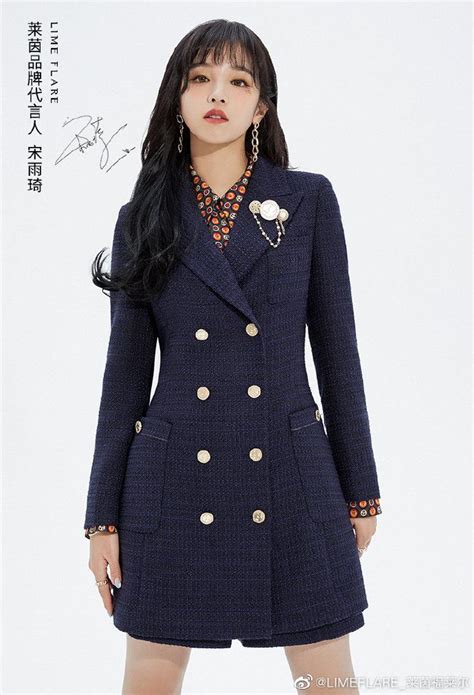 Jadi Brand Ambassador 10 Potret Fashionable Yuqi G Idle