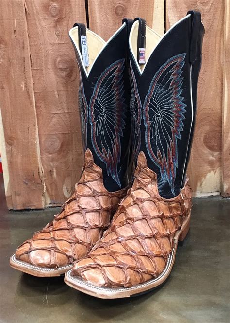 Anderson Bean Rum Brown Big Bass Boot Lucky J Arena Steakhouse