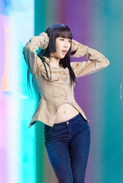 엘리스 소희 채정 배꼽 마이너 갤러리