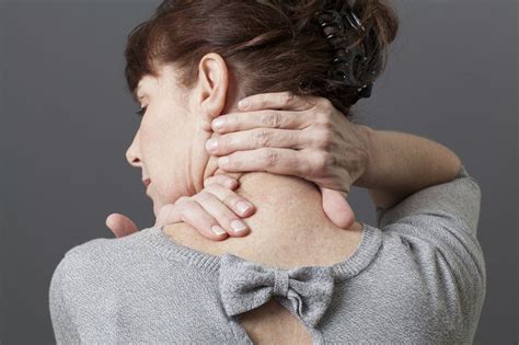 Esercizi Per La Cervicale I Migliori Contro I Dolori Magazine Delle