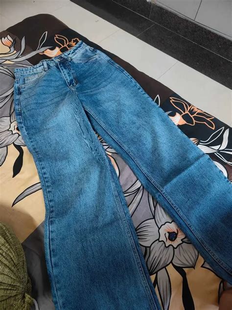 Midrise Relaxed Fit Wide Legged Jeans Newme