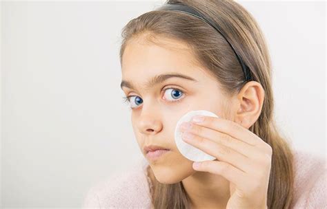 Uses Of Hydrogen Peroxide You Didnt Know About