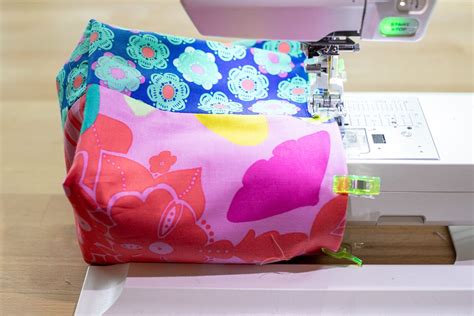 How To Sew Easy Baskets With 10 Squares Layer Cake Leftover Project Artofit