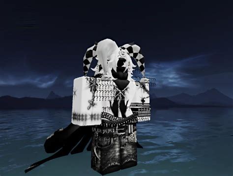 40 Roblox Jester Outfit Id Roblox Jester Avatar Lunar Eclipse